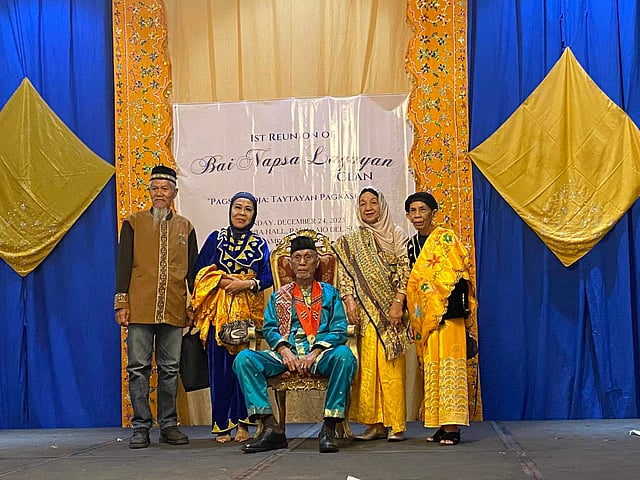 Direct descendants of Sulu Sultanate hold first reunion