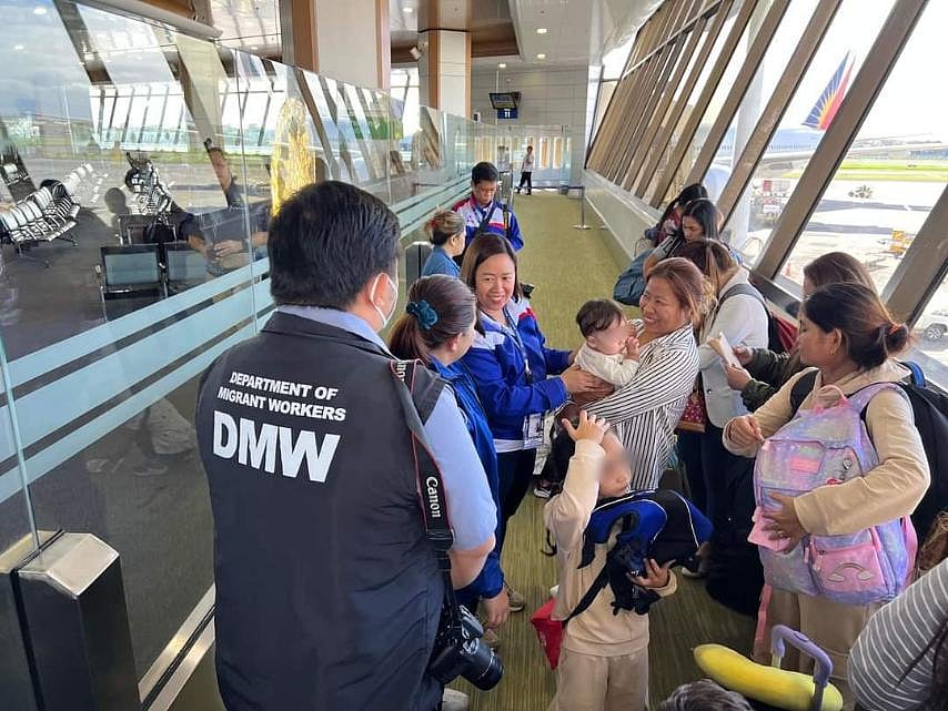 49 distressed OFWs arrive on DMW’s 2nd anniversary