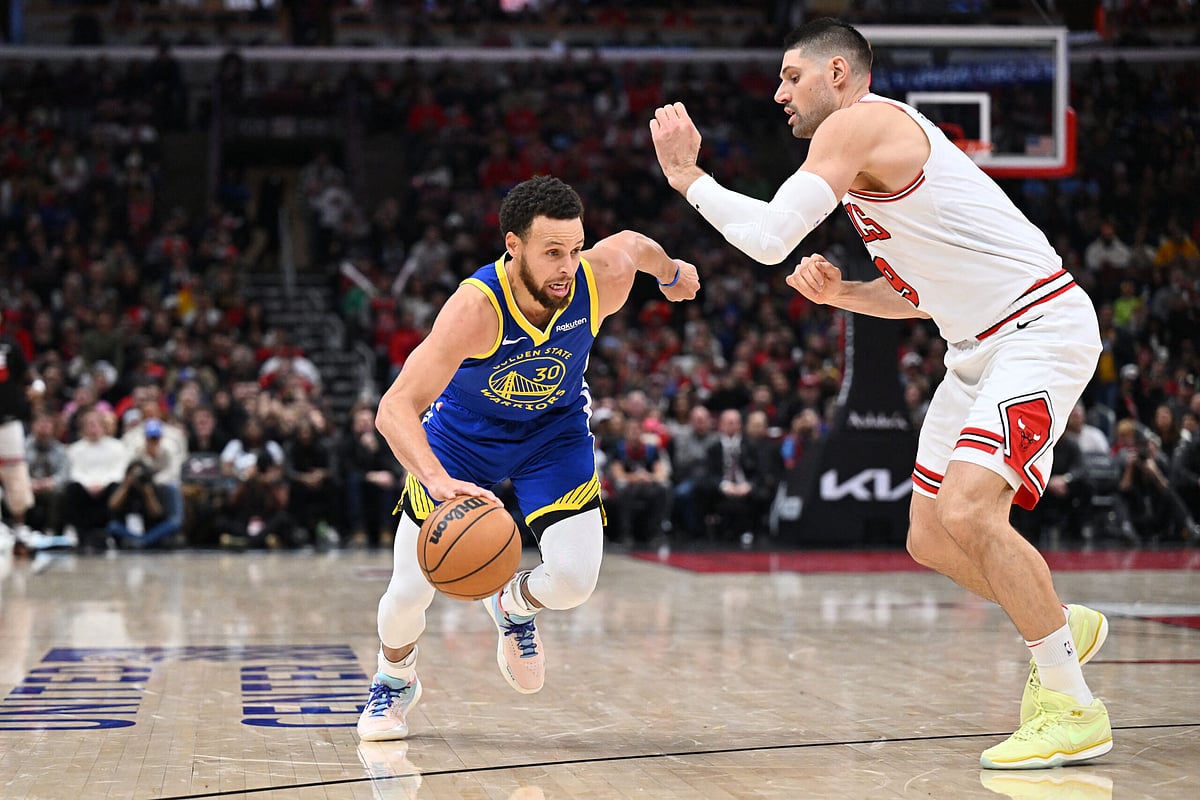 Warriors tame Bulls
