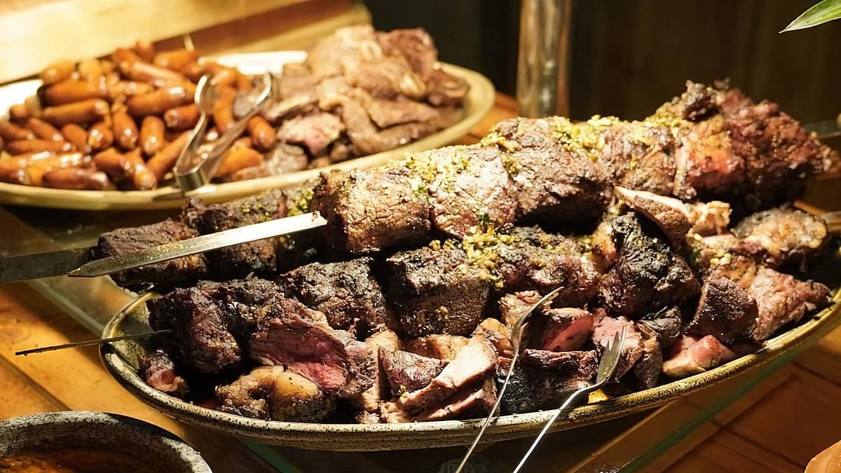 Solaire’s barbecue extravaganza ignites taste buds