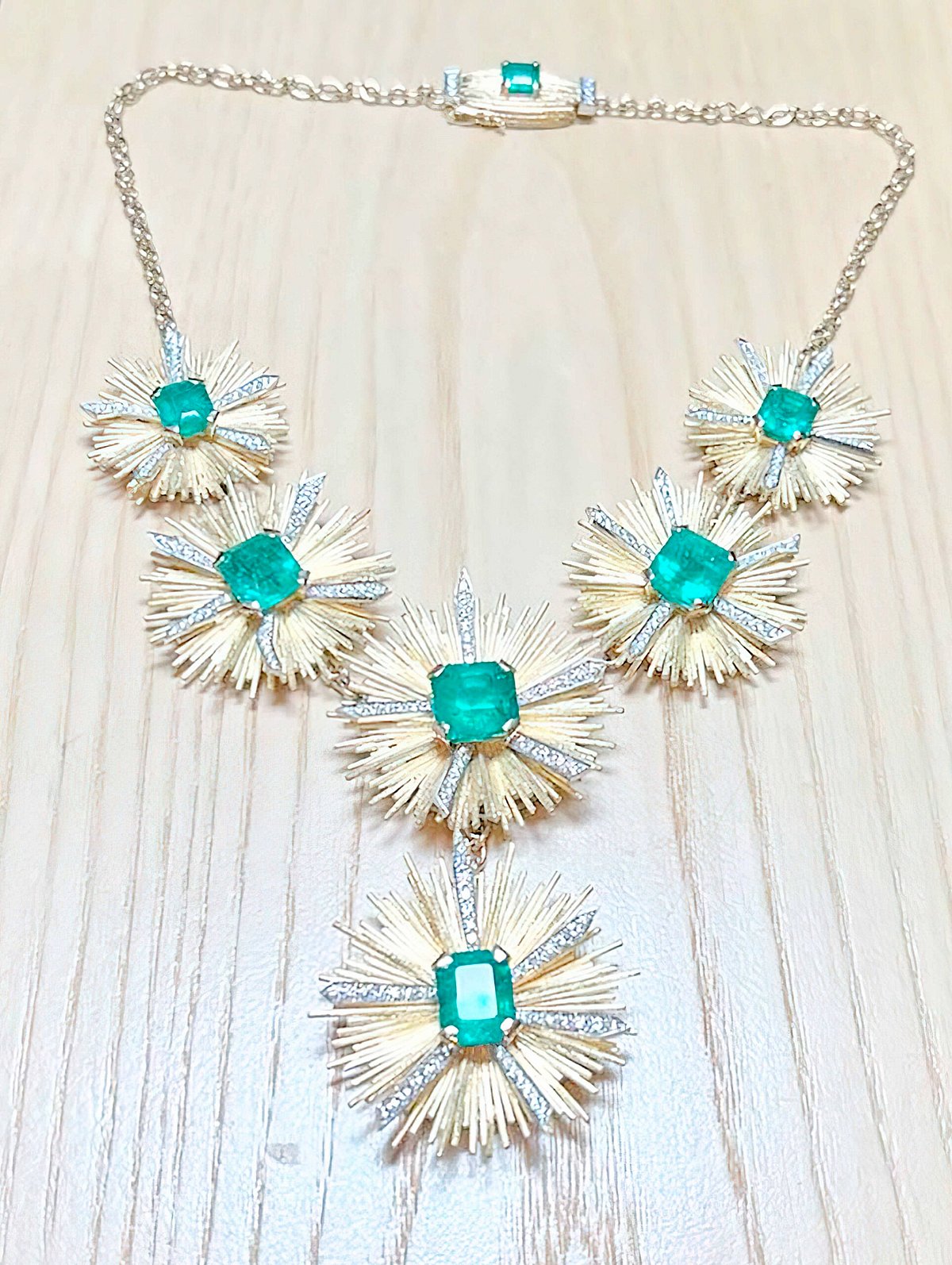 Tradition shines in ‘After the Masters III’ jewelry showcase