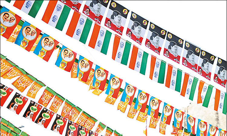 ராமதாஸ், அன்புமணி புகைப்படத்துடன் பாமக கொடி | PMK flag with photos of ...