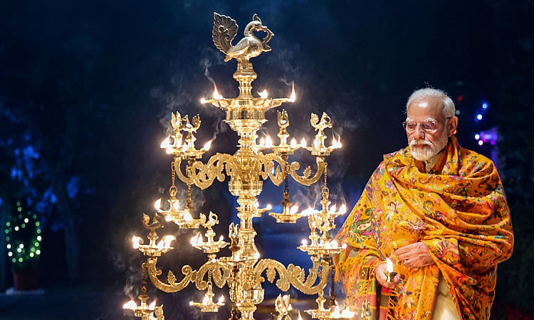 Gold Import Tax தங்கம், வெள்ளி இறக்குமதி வரி அதிரடி உயர்வு: நகை விலை ...