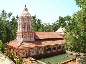 भक्ती आणि कलाकुसरीच्या मिलाफाने सजलेले 'लईराई देवीचे मंदिर'|Shree ...