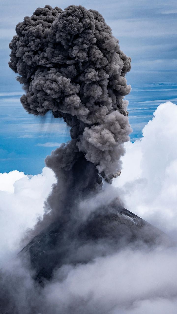 India Mud Volcano: मोठे रहस्य उलगडणार! 'चिखलाचा' ज्वालामुखी भारतात कसा ...