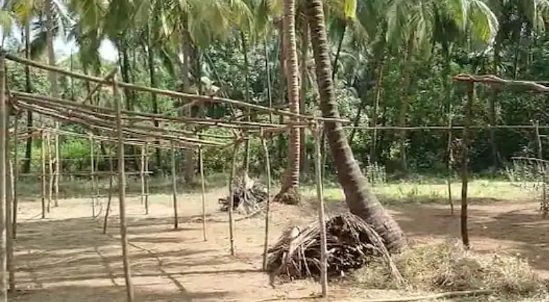 घर, ग्रामपंचायत बंद करून गाव जातं पळून, काय आहे 'गावपळण' प्रथा ...