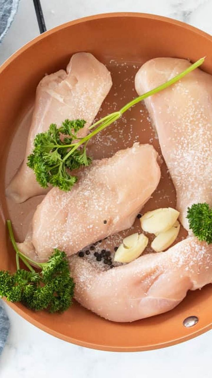 Boiled Chicken Benefits in Winter: हिवाळ्यात उकडलेले चिकन आरोग्यासाठी ...