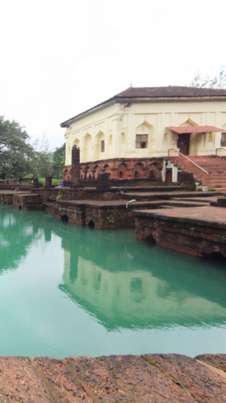 Safa Masjid Goa: गोव्यातील 'तो' गुपित रस्ता; थेट मिळतो समुद्राला safa ...