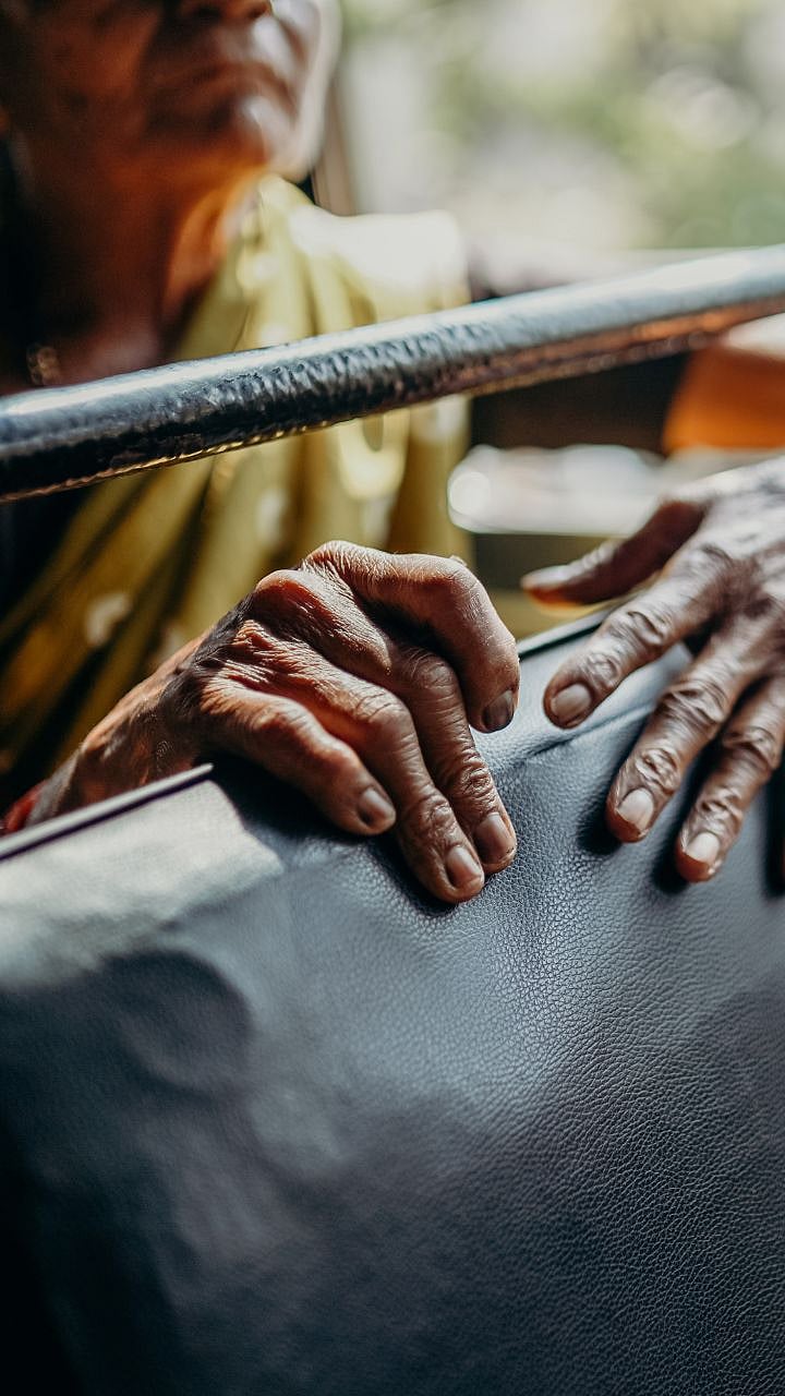 Goa Bus Stops: अजब-गजब! गोव्यातील बस स्टॉपची नावं ऐकून व्हाल अवाक goa ...
