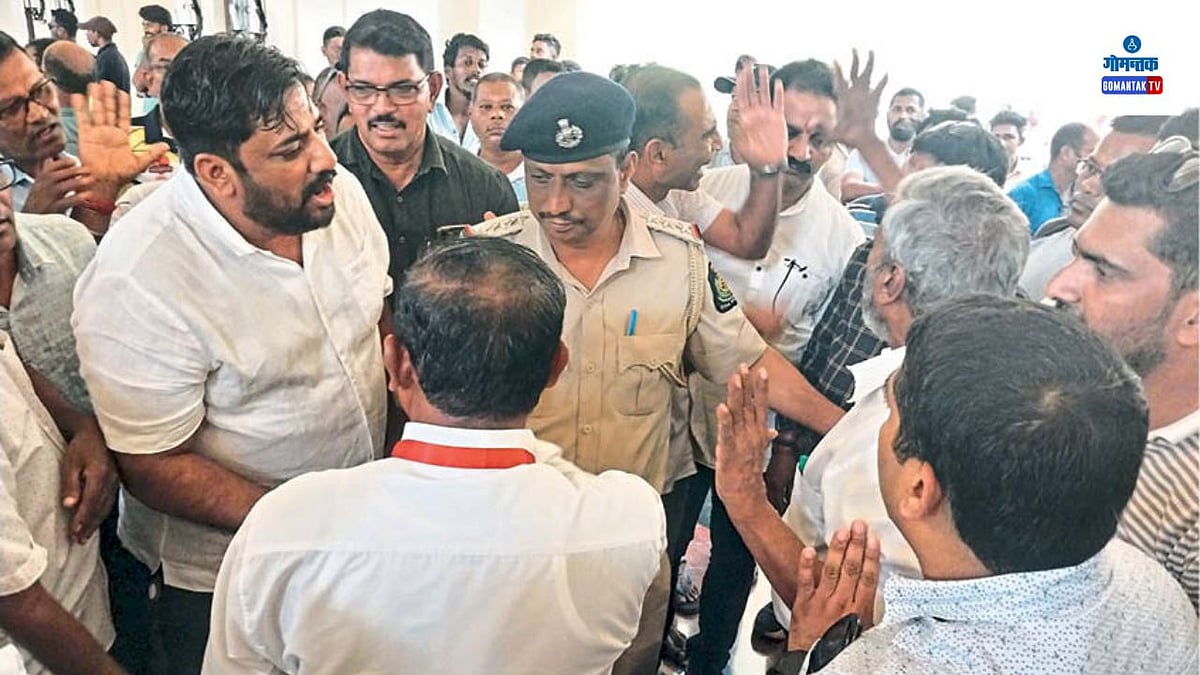 Rajbagh Tarir: हॉटेलने अडवली स्थानिकांची वाट! 'गेट'वरून राजबाग येथे ...