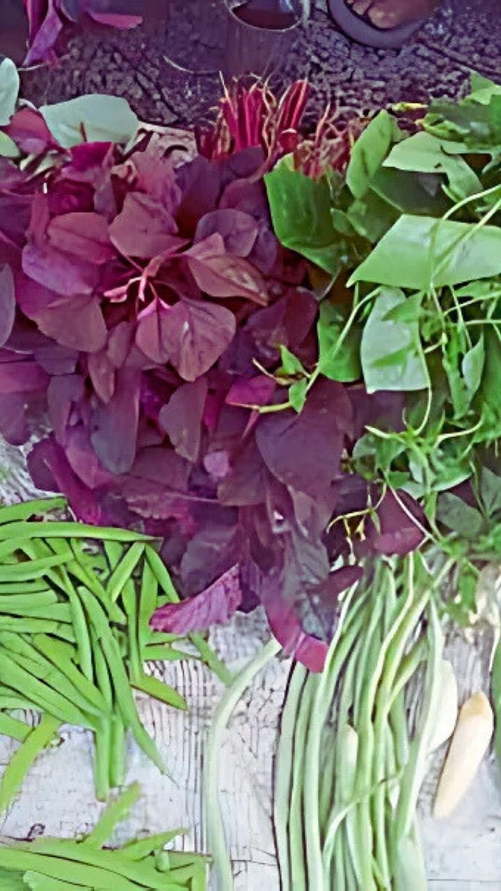 ‘पोरसू’त पिकणाऱ्या गावठी भाज्या! बाजारात होतेय खरेदीसाठी गर्दी | Fresh ...