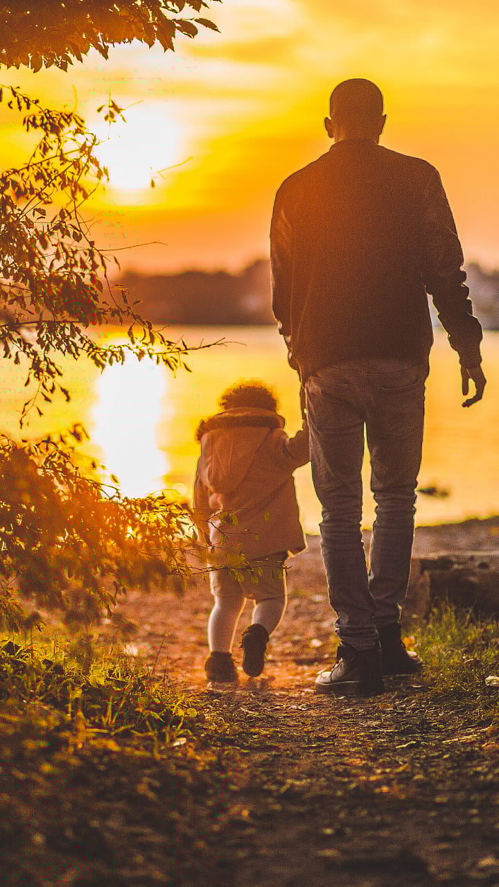 Parents Tips: फक्त शिक्षण पुरेसं नाही! पालकांनी मुलांना शिकवायलाच ...