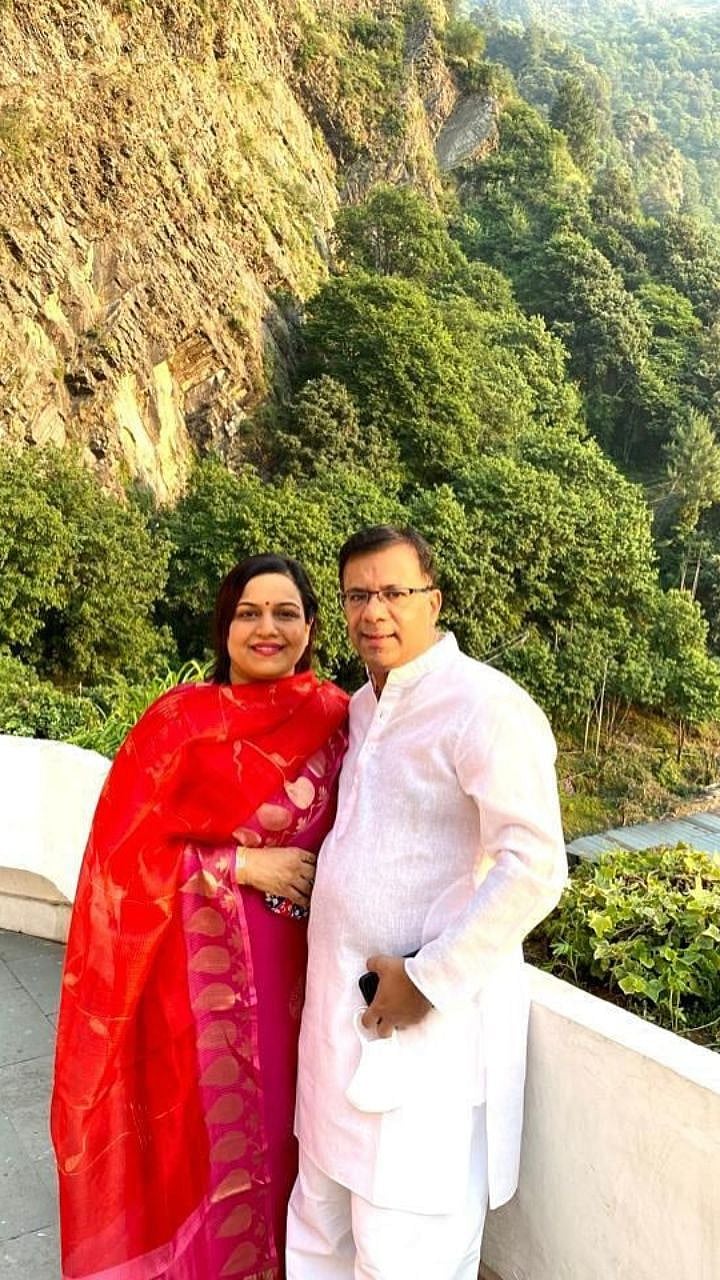 Vishwajeet Rane: "माझ्या नवऱ्याला..." देविया राणेंच्या पोस्टने वेधलं ...