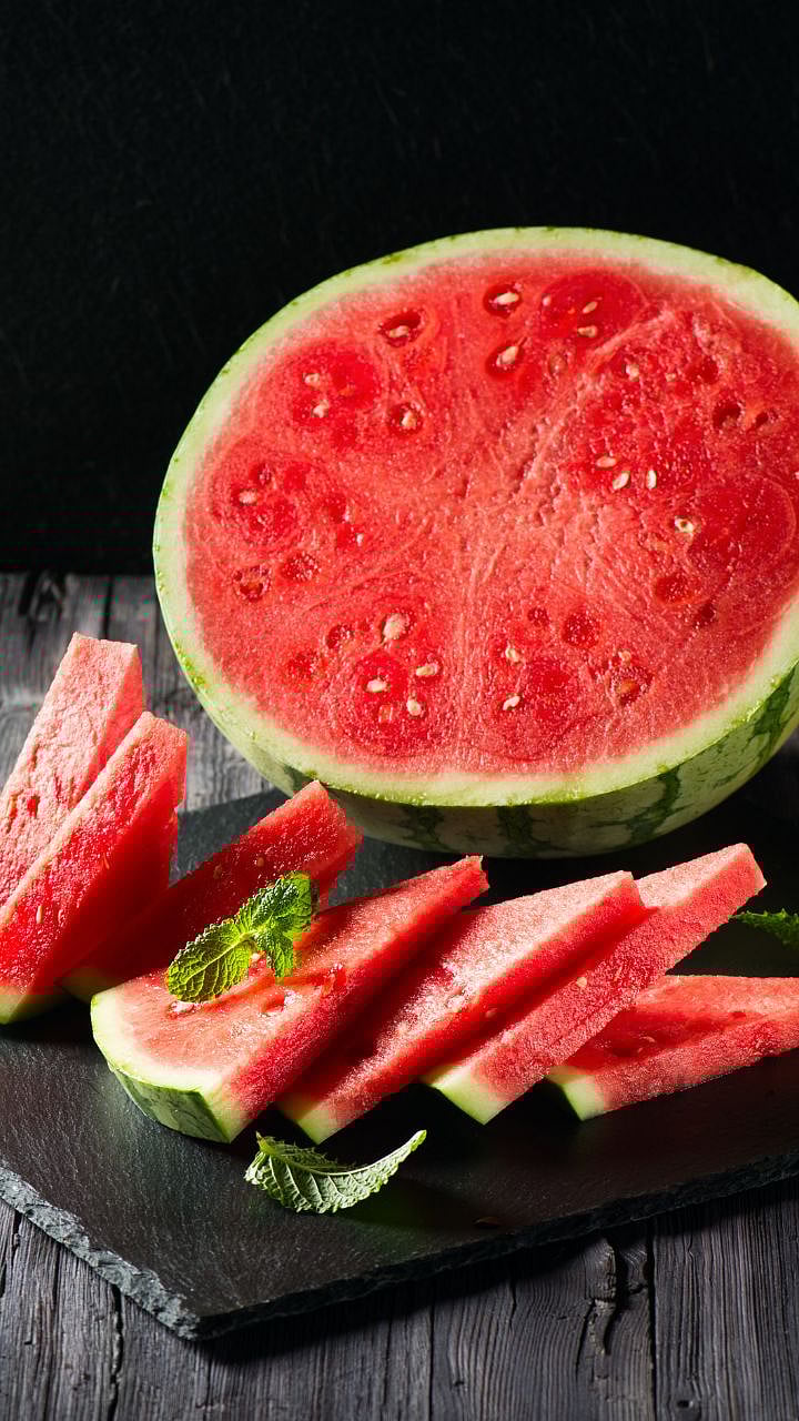 रिकाम्या पोटी कलिंगड खाल्लं तर काय होईल? What Happens If You Eat ...