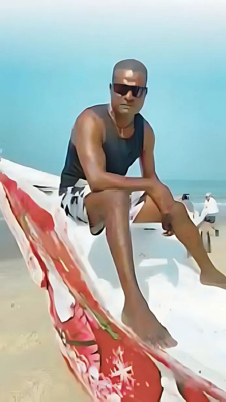 कोण आहे गोव्याचा सेलिब्रिटी Fisherman Pele? | Famous fisherman Pele in ...