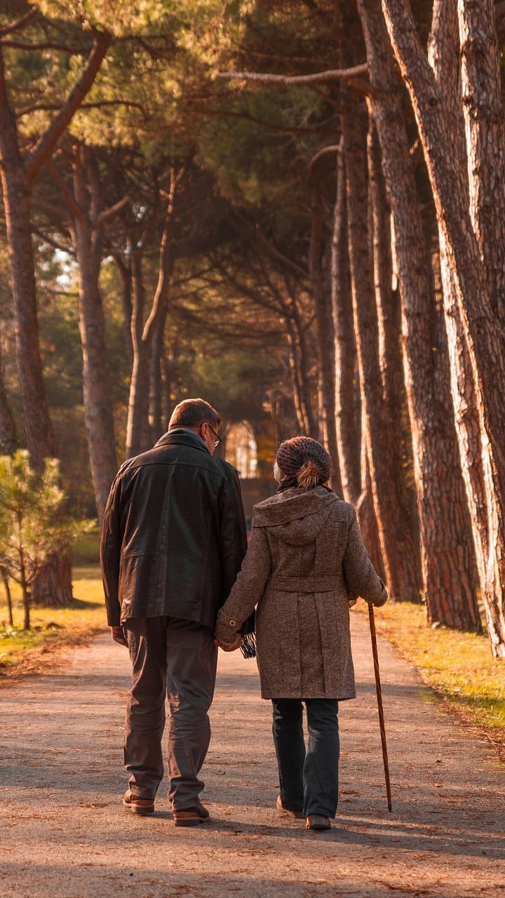 पहिल्या 'डेट' वर जाताना काय लक्षात ठेवाल? First Date Tips What to ...