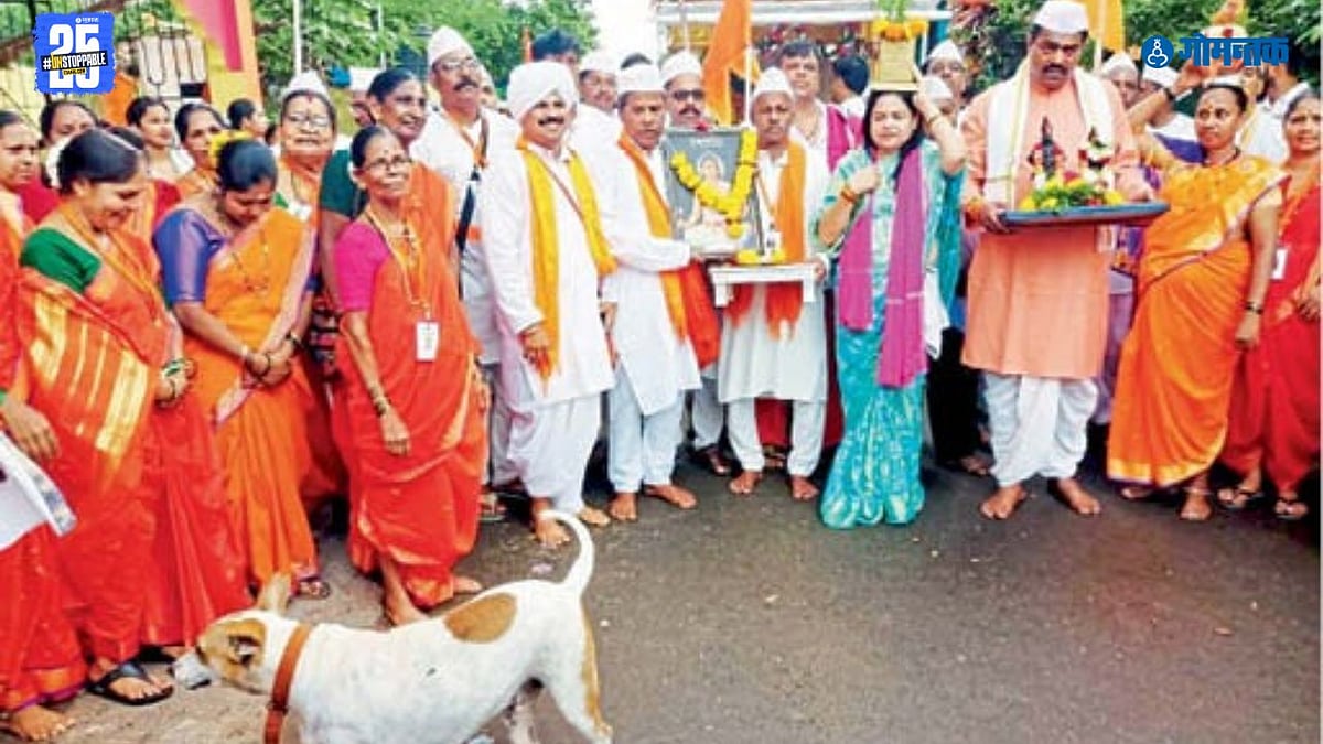 Pandharpur Wari: यंदाही 'माउली श्वान' ठरतंय वारीचं आकर्षण; 120 ...