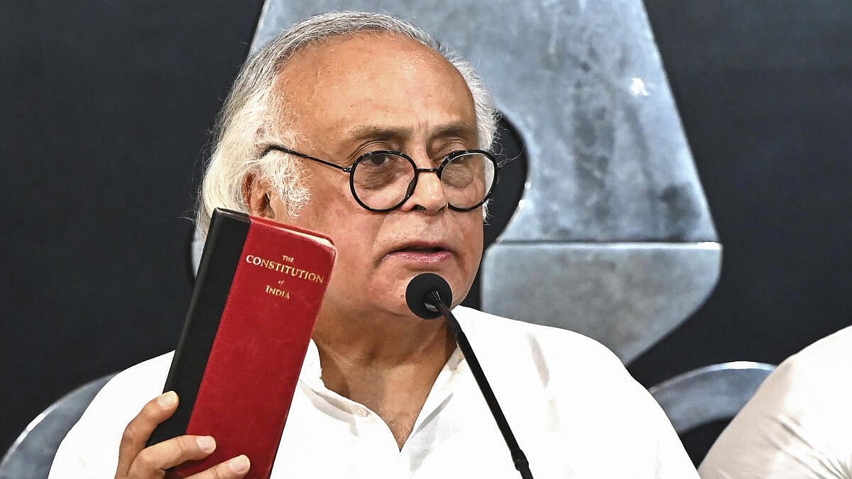 Modi Government Critique: Congress Takes DDLJ Dig