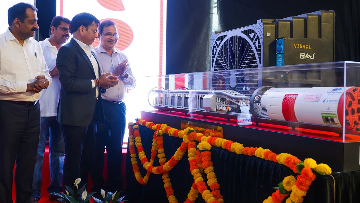 Maharashtra Infrastructure News: Tunnel Breakthrough Achieved for ...
