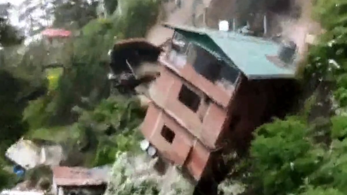 Himachal rains: 2 killed as 8 houses collapse in fresh Shimla landslide
