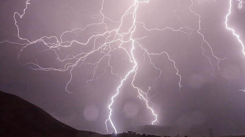 Lightning attack kills two women in Arkalgud, Hassan district