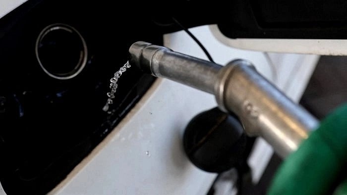 Russia lifts ban on most diesel exports