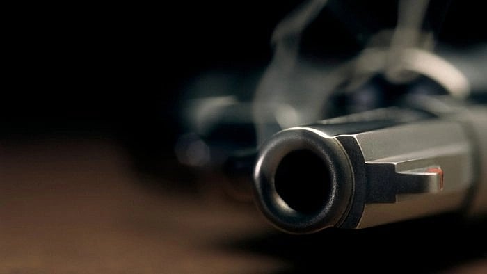 Man opens fire in girlfriend's house after she breaks up with him in ...