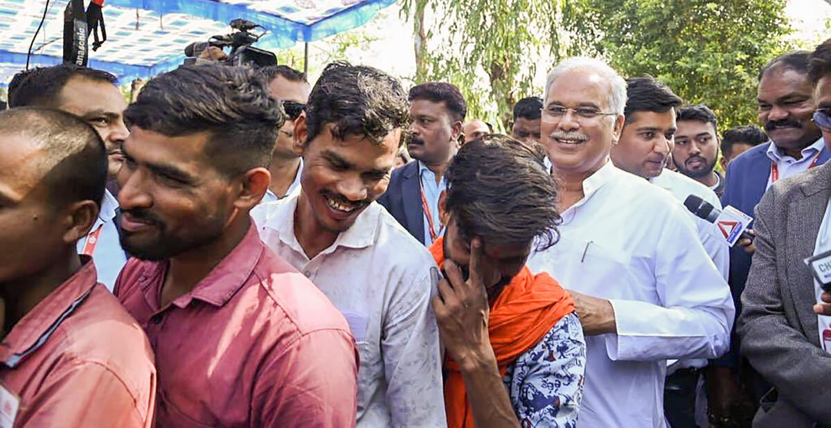 75% voters exercise franchise in Madhya Pradesh, 70% in Chhattisgarh ...