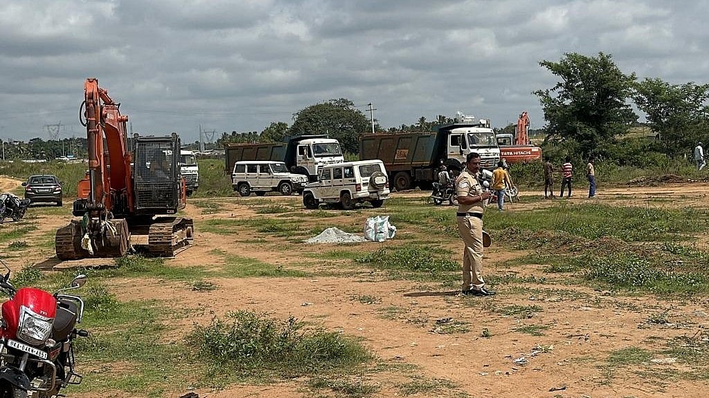 Encroachment clearance in no man’s land as private interests lord over ...