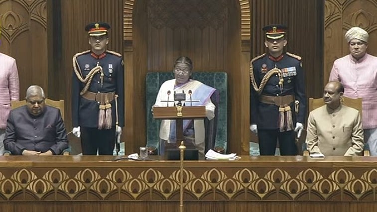 Fragrance of 'Ek Bharat Shreshth Bharat' in new Parliament building ...