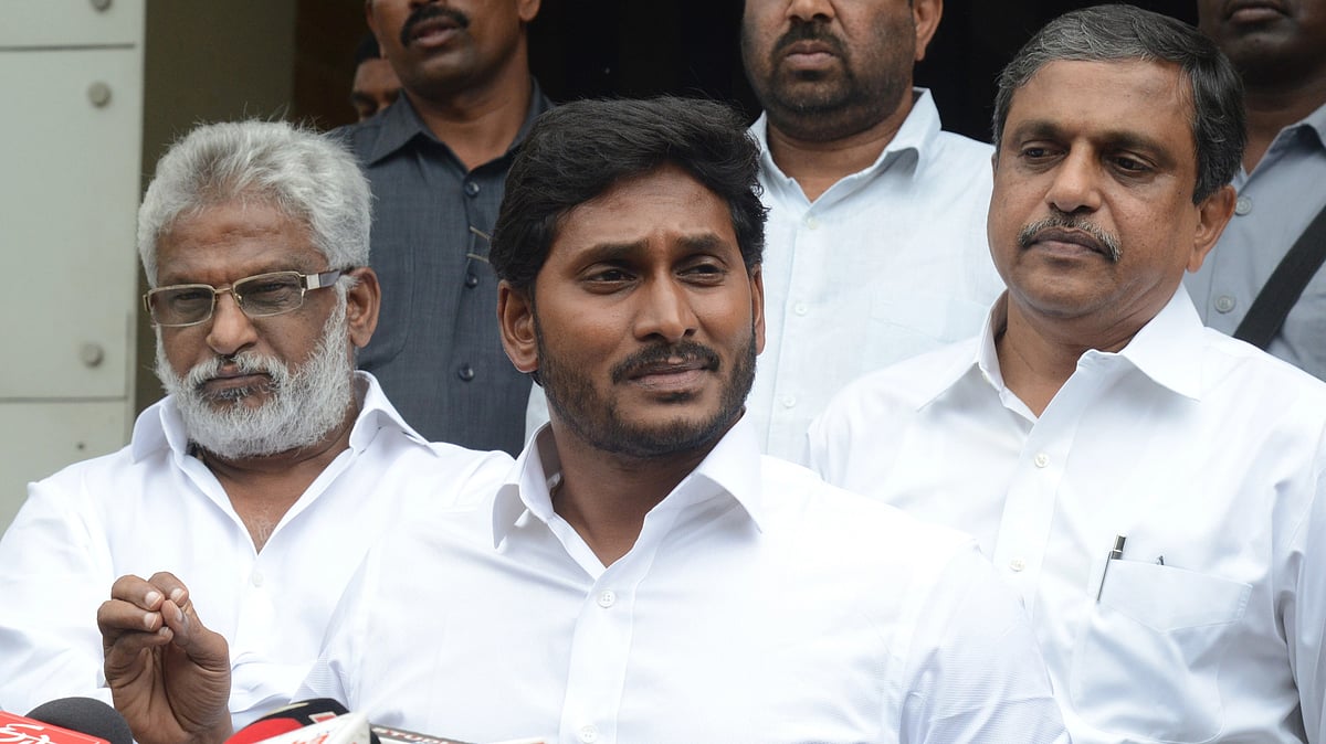 Knife attack on Jagan Reddy: Andhra Pradesh HC grants bail to 'Kodi ...
