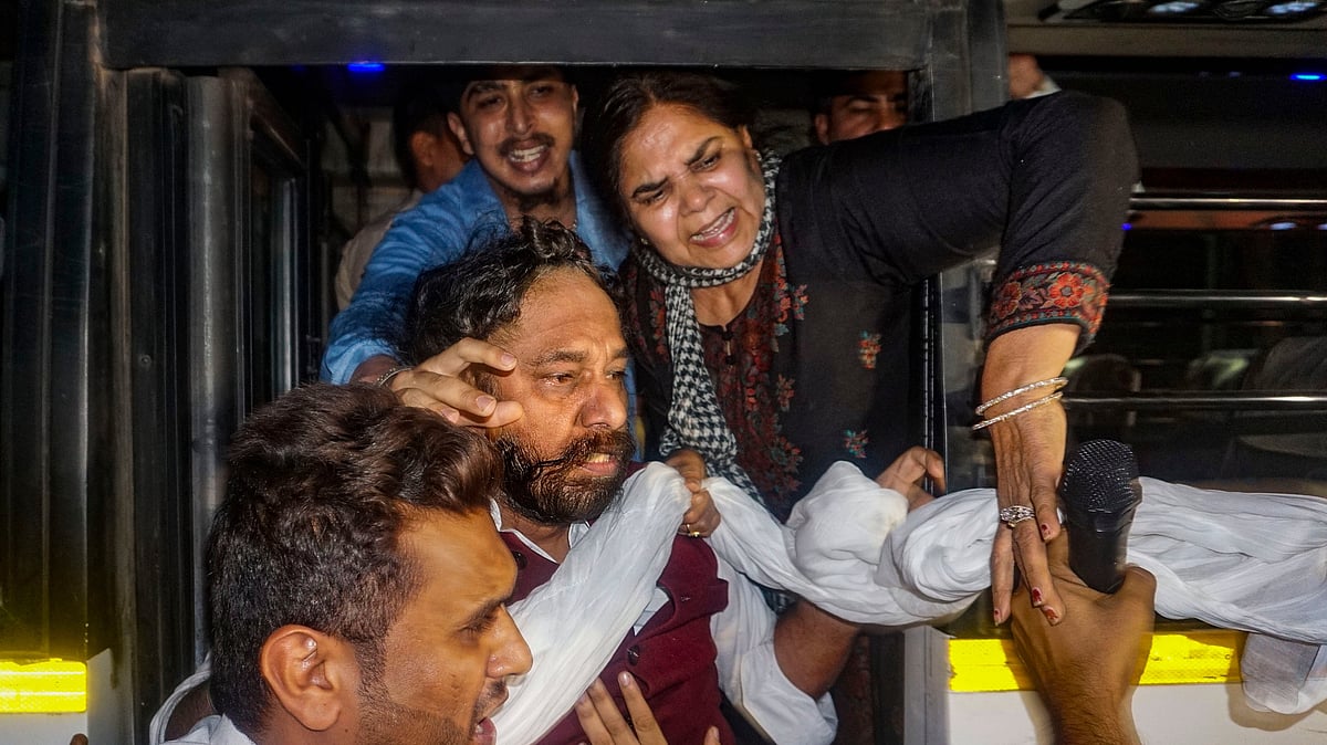 AAP won't celebrate Holi, to gherao PM's residence in protest against ...