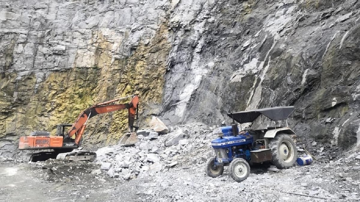 Two killed in blast at unlicensed private stone quarry in Tamil Nadu