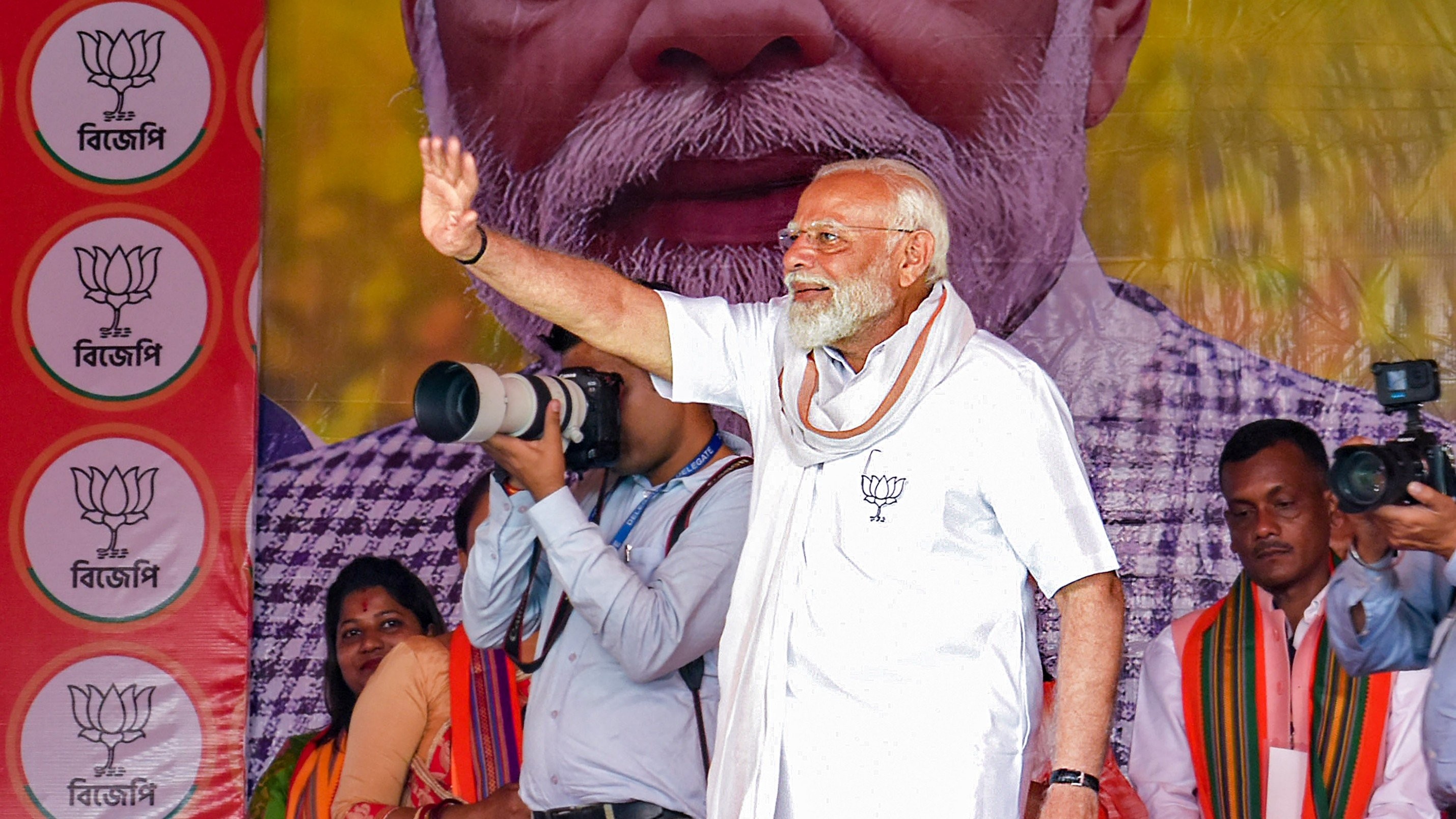 Massive turnout as PM Modi takes centre stage in Cooch Behar