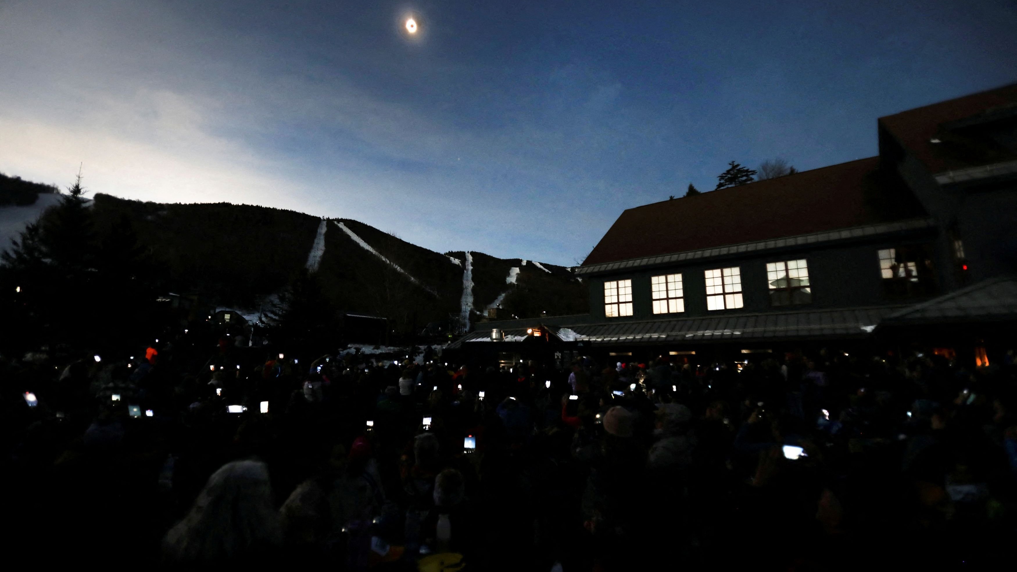 In Pics | Thousands gather to watch total solar eclipse in US