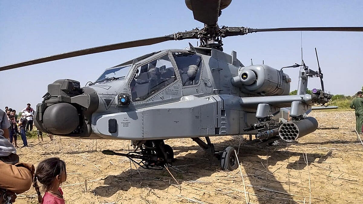 IAF's Apache attack chopper makes emergency landing in Ladakh; both ...