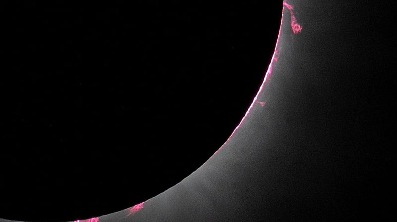 Nature's Masterpiece: Stunning images capture the total solar eclipse