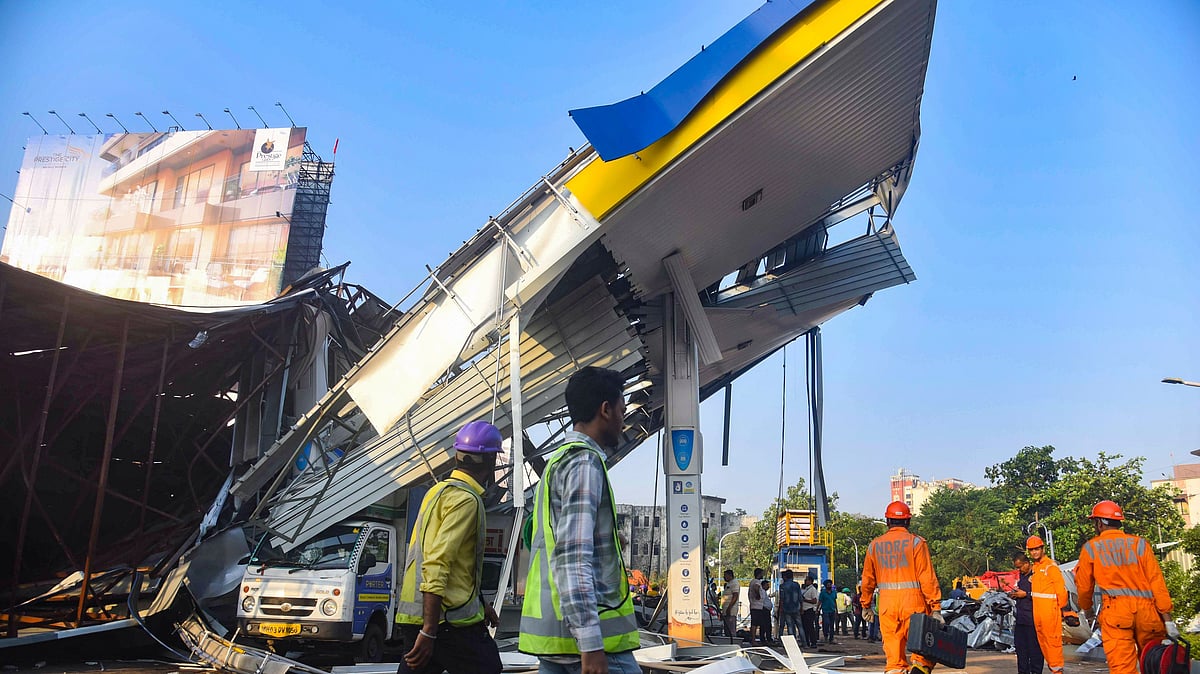 Ghatkopar hoarding collapse: Mumbai Crime Branch forms SIT to probe ...