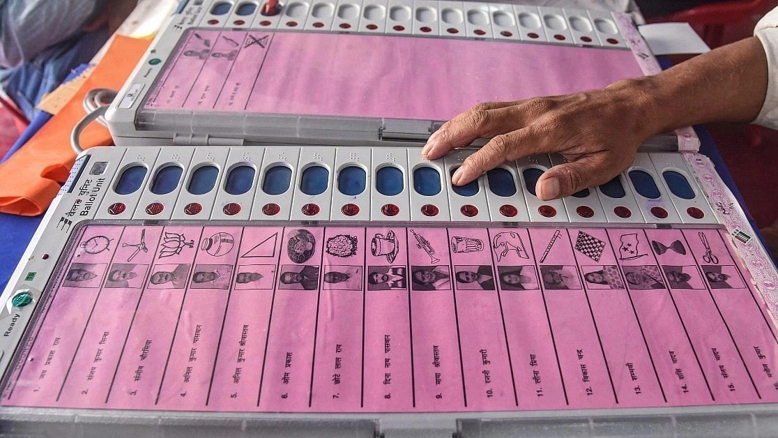Maharashtra Assembly Elections 2024 | Paid leave for employees in ...