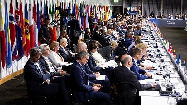 Ukraine summit strives for broad consensus to lean on Russia to end war