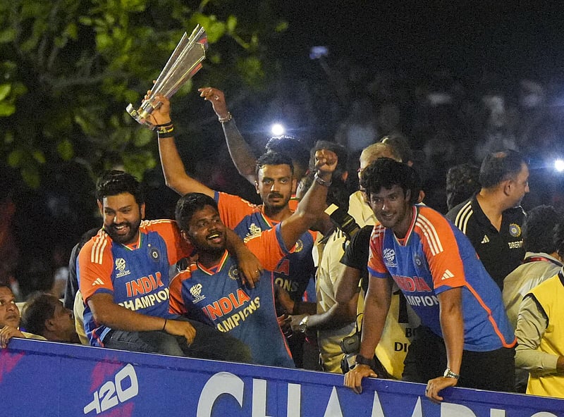 Sea of humanity welcomes Team India during Champions’ Parade in Mumbai