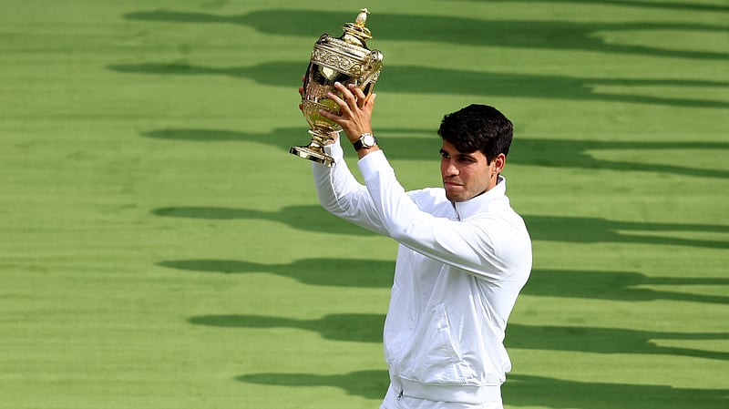 Wimbledon 2024: Carlos Alcaraz beats Novak Djokovic for 2nd straight title