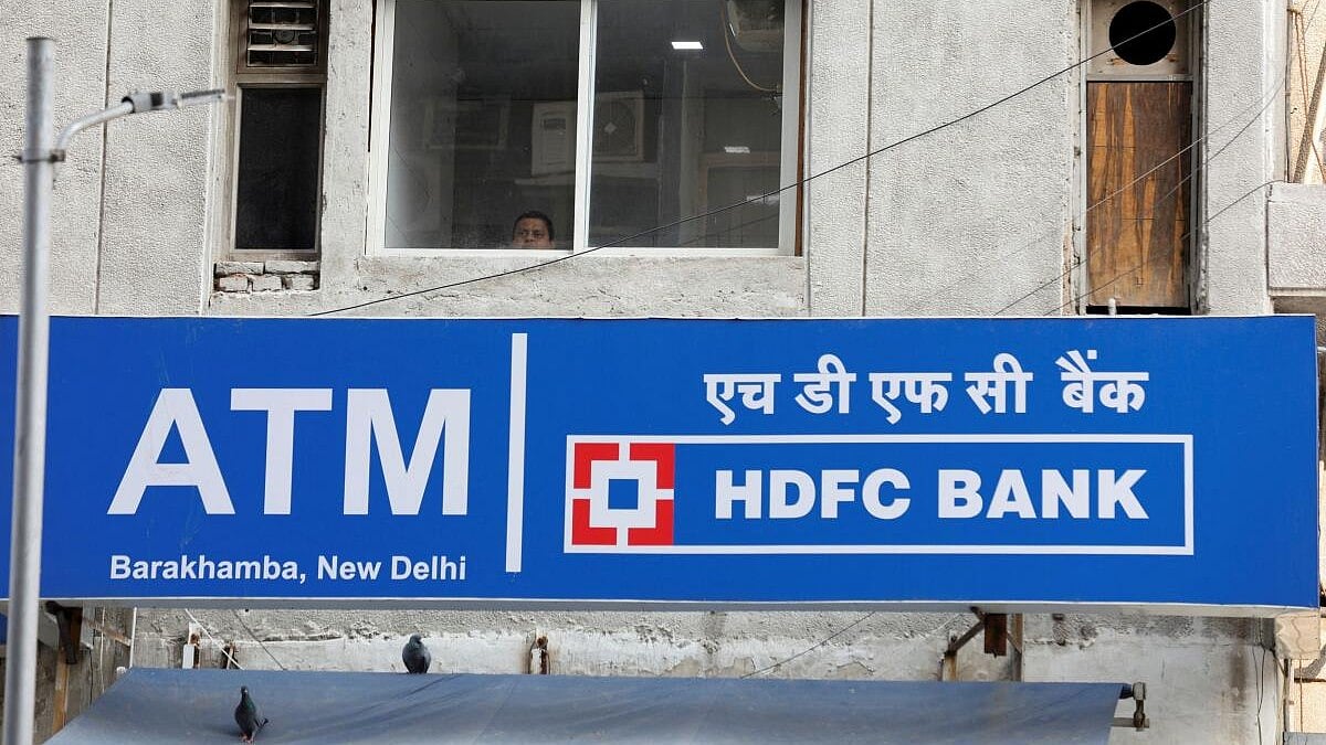 HDFC Bank falls as India's top private bank posts sequentially weak Q1 ...