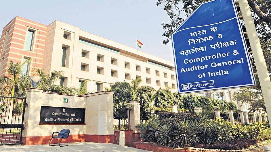 Maharashtra CAG report: Rs 891 crore lapses, 10,000 audit queries ignoreds.
