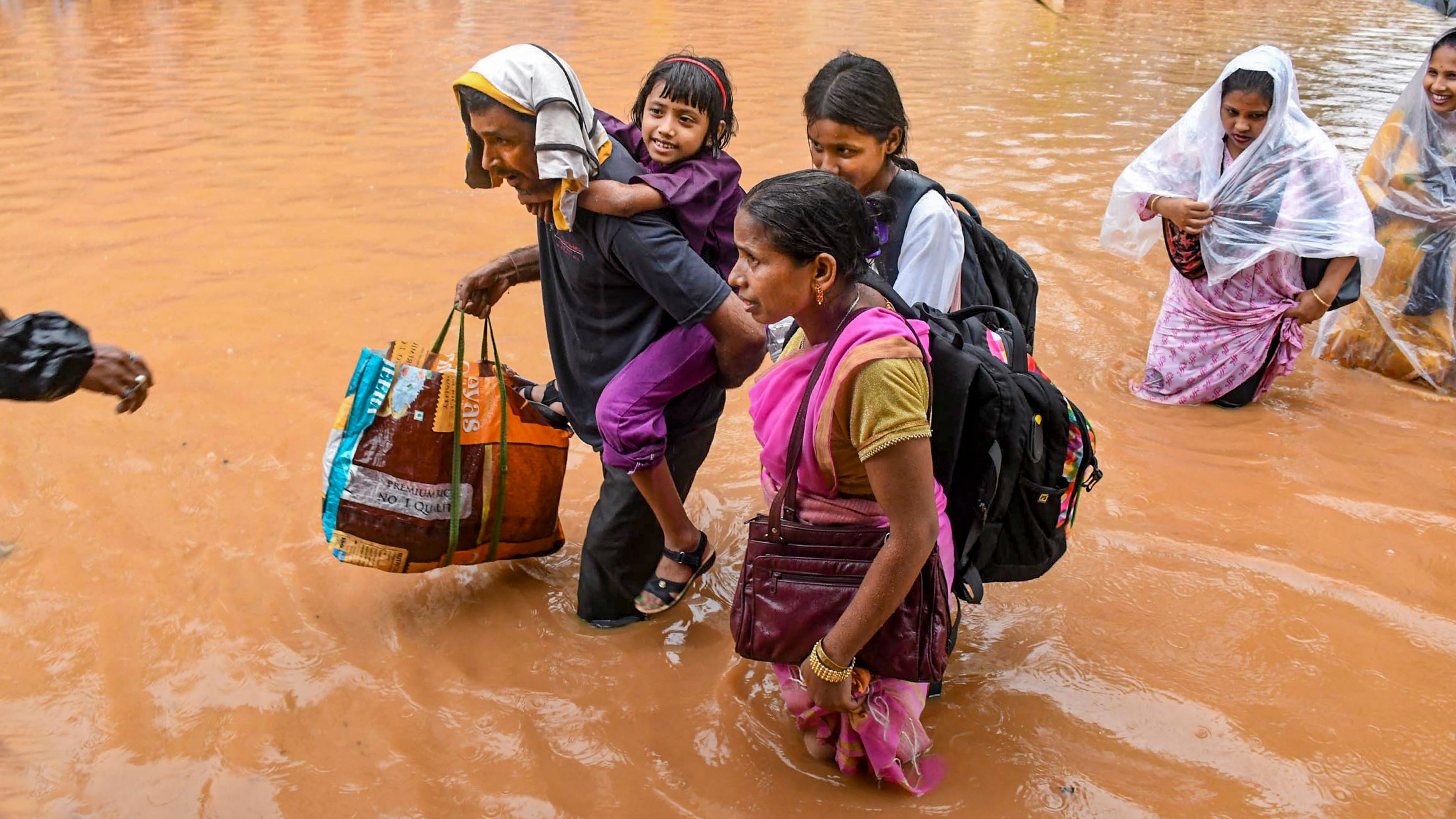 Assam Rains | Heavy rain hits Guwahati causing widespread waterlogging ...