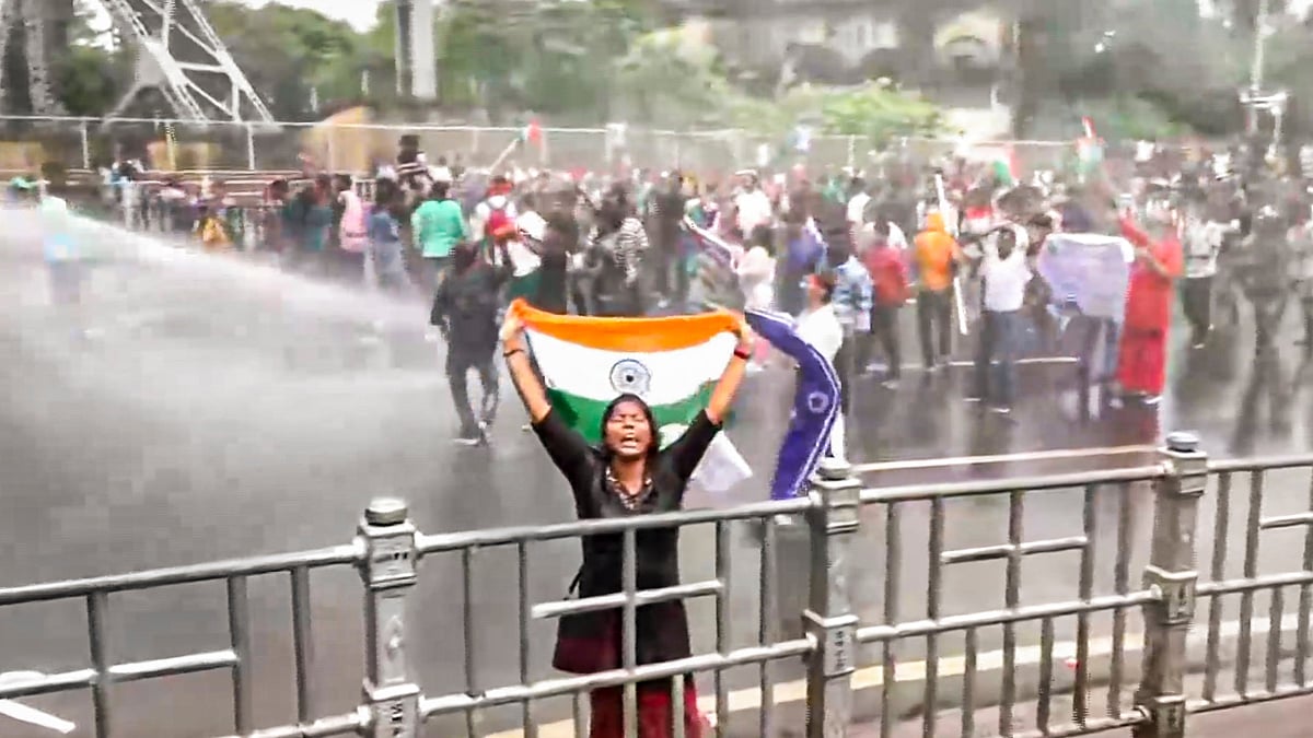 Medic's rape-murder news: BJP calls for 12-hour general strike in ...