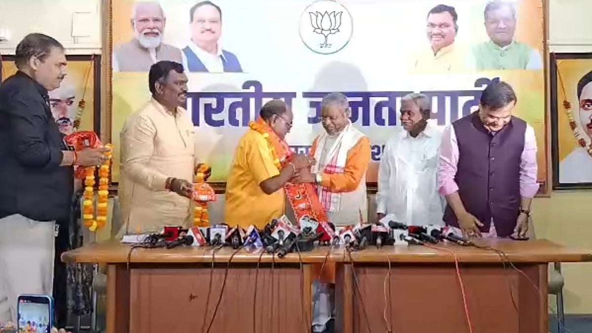 After Champai Soren, ex-JMM MLA Lobin Hembrom joins BJP
