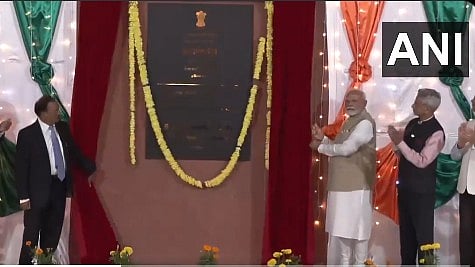 Modi in Brunei LIVE: PM inaugurates new Chancery of High Commission of ...