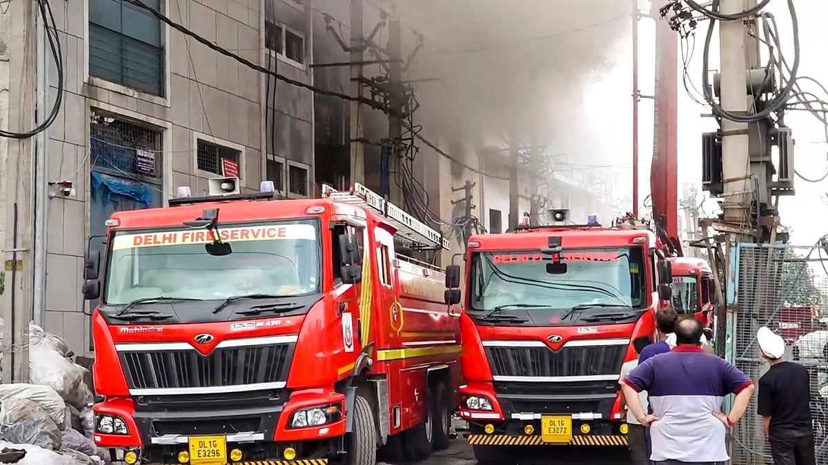 One dead, several injured in Bengal oil manufacturing unit blaze