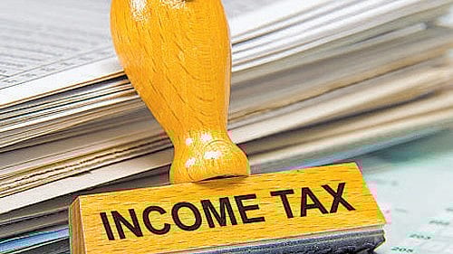 ITR Filing AY 2025-26: Govt Notifies Forms 1, 4 for Salaried, LTCG up ...